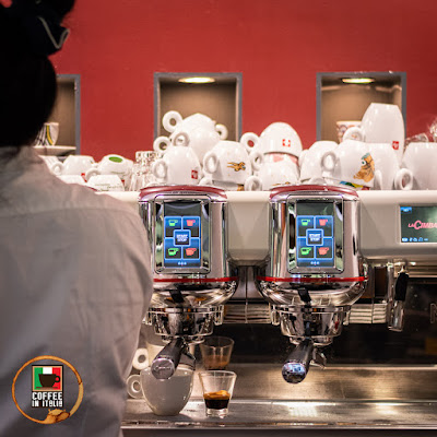 Best Coffee Shop In Rome Near The Colosseum: Bar Monti